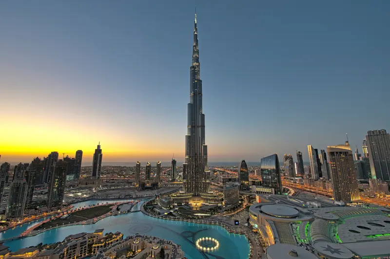 The Dubai Fountain Visit By Dubai Metro Dubai Metro Rails The Dubai Fountain Visit By Dubai Metro Dubai Metro Rails
